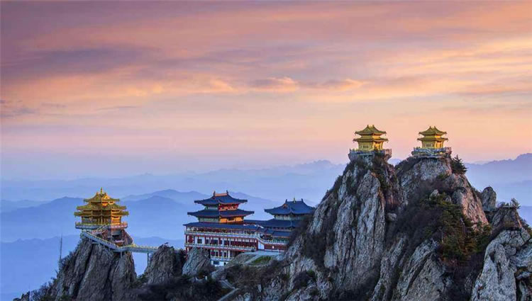 Laojun Mountain Trekking Day Tour from Lijiang | Best Lijiang Day Trips