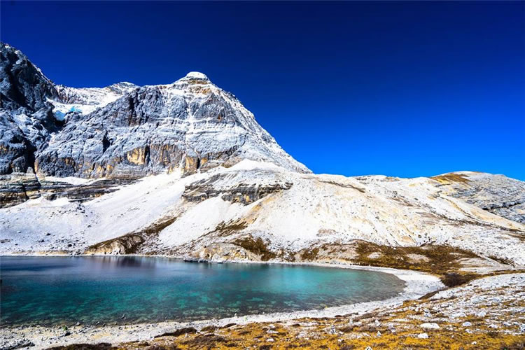 Daocheng Yading Photography Tour | Sichuan Tour Package