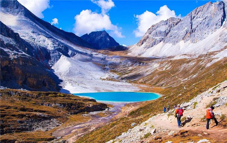 5 Days Daocheng Yading Trekking Tour | Chengdu to Daocheng Yading
