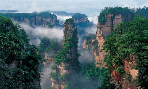 Guilin & Zhangjiajie Tour: From Karst Peaks to Avatar Mountains