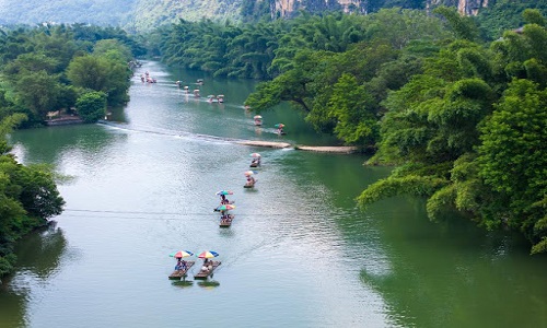 Guilin Li River Tour: Bamboo Rafting & Scenic Views