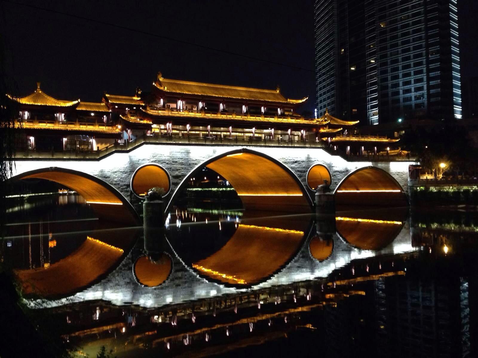 4-Hour Chengdu Night Sightseeing Tour: Explore the Jinjiang River and ...